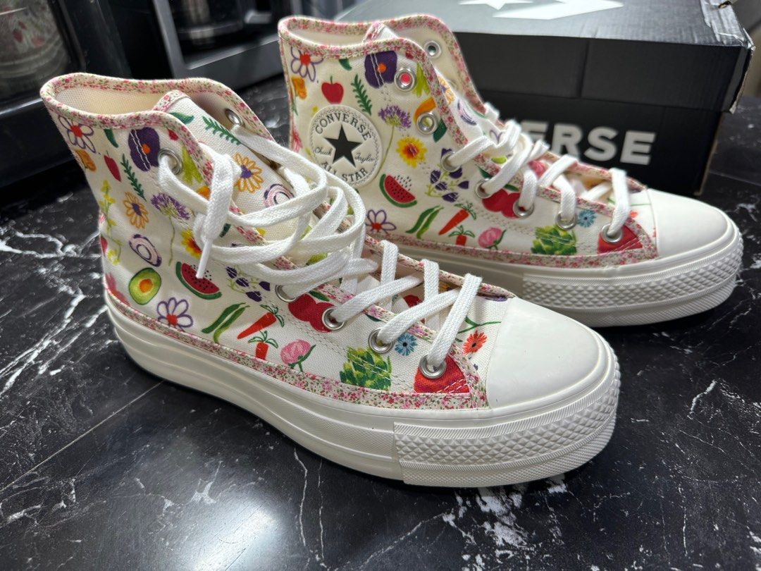 Legit brandnew Converse Chuck taylor thick sole us8/24.5cm, Women's ...
