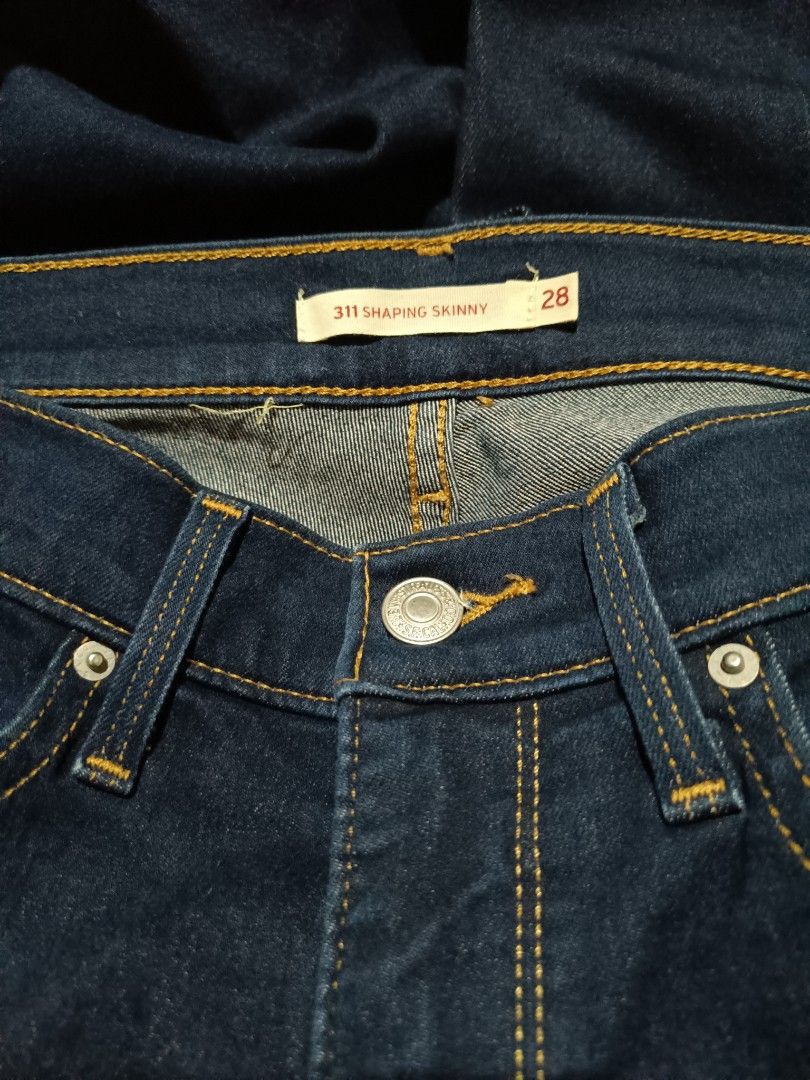 LEVI'S 311 Shaping Skinny 19626-0001 (28-30), Women's Fashion, Bottoms ...