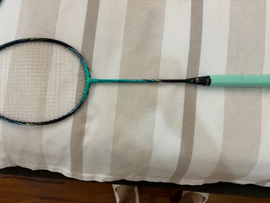 Lining BladeX 700 5UG6, Sports Equipment, Sports & Games, Racket & Ball ...