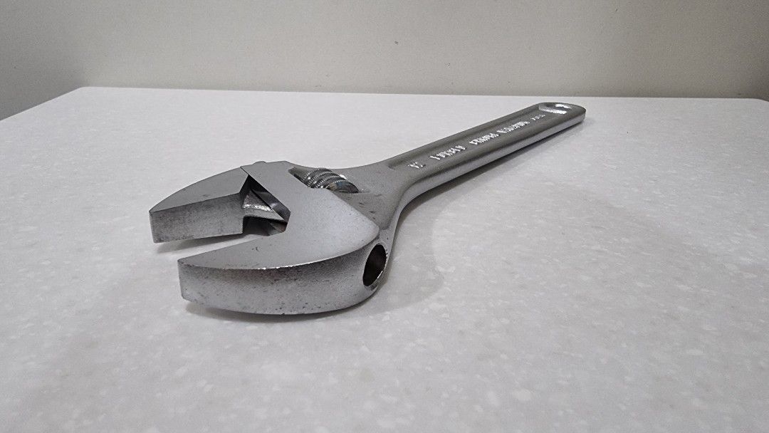 Lobster Adjustable Wrench 300, Furniture & Home Living, Home ...