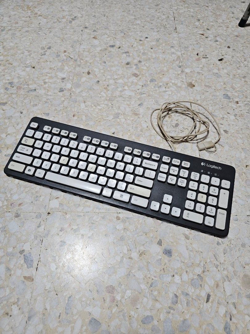 Logitech K310 Wired Keyboard Washable, Computers & Tech, Parts ...