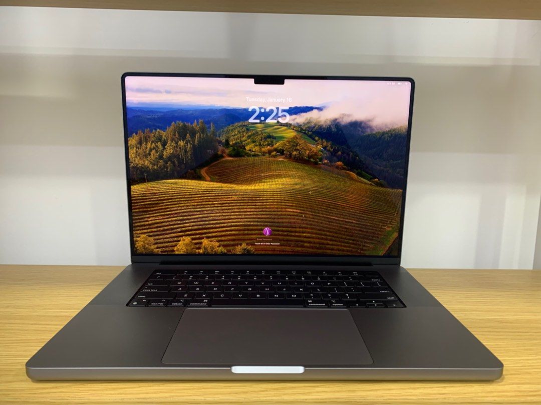 MacBook pro M1 chip, Computers & Tech, Laptops & Notebooks on Carousell