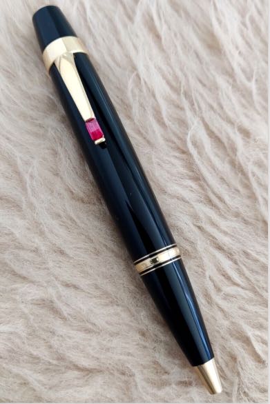 MONTBLANC BOHEME Rouge RUBY RED BLACK Resin & GOLD TRIM Ball point Pen ...