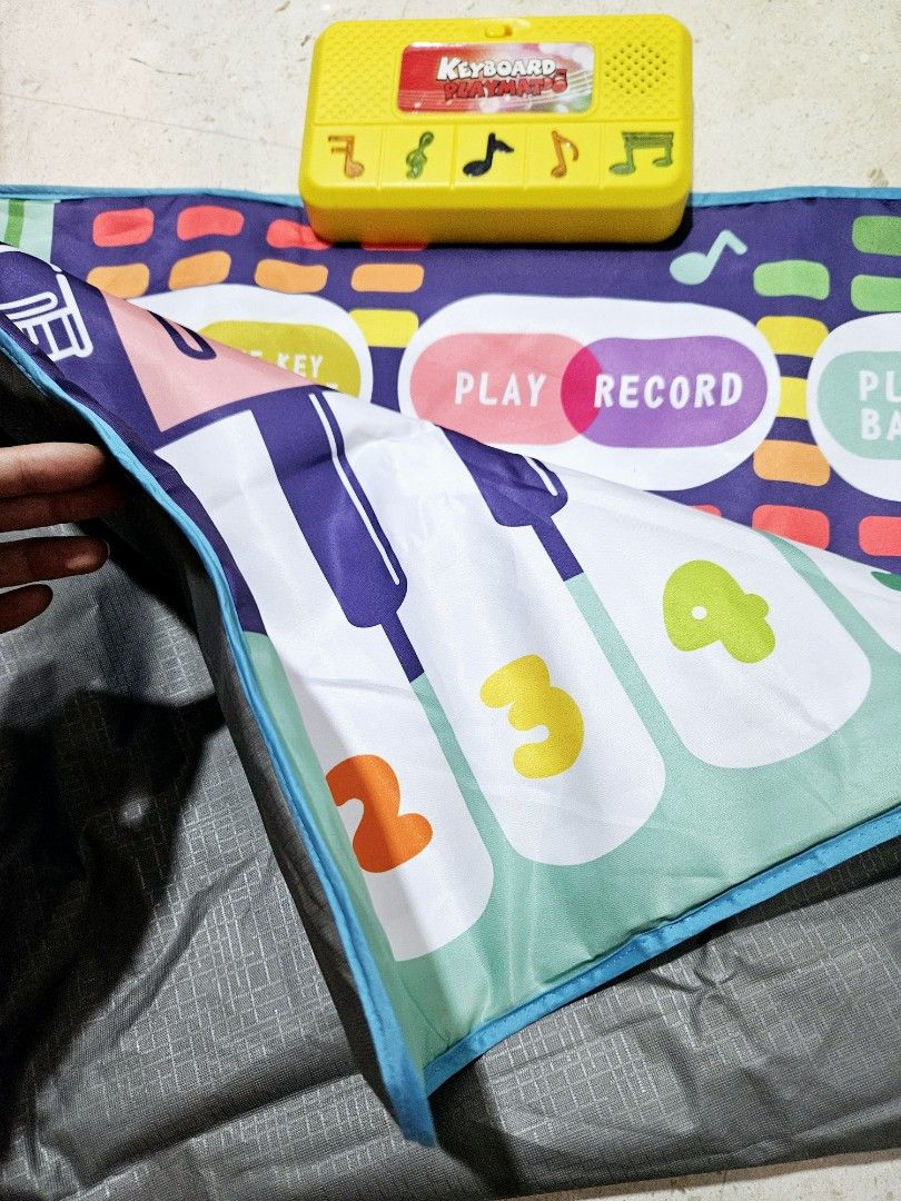 Musical keyboard playmat, Babies & Kids, Infant Playtime on Carousell