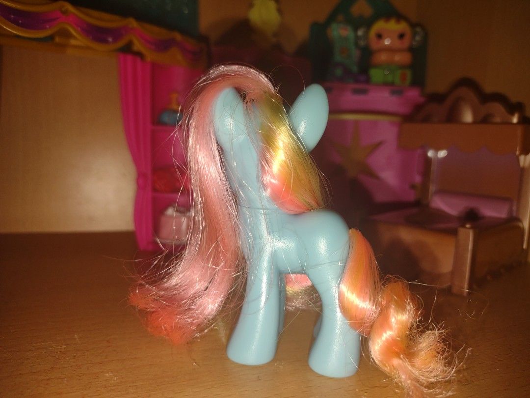 My Little pony Dewdrop Dazzle, Hobbies & Toys, Toys & Games on Carousell