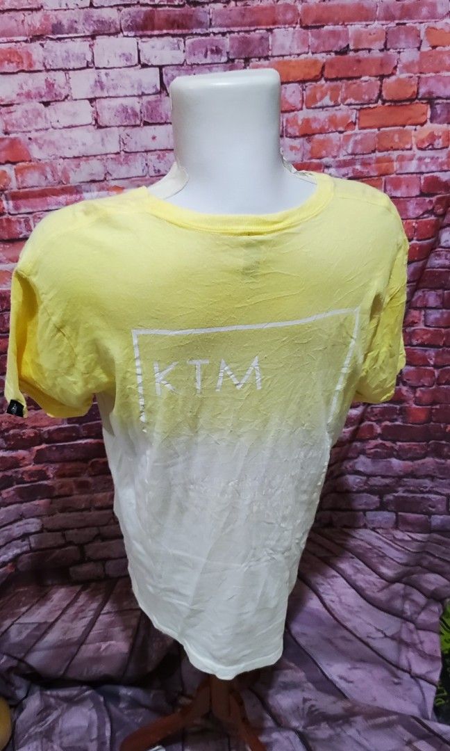 (Nett) Kaos Motor KTM Gradasi Warna Kuning Putih Second, Fesyen Pria ...