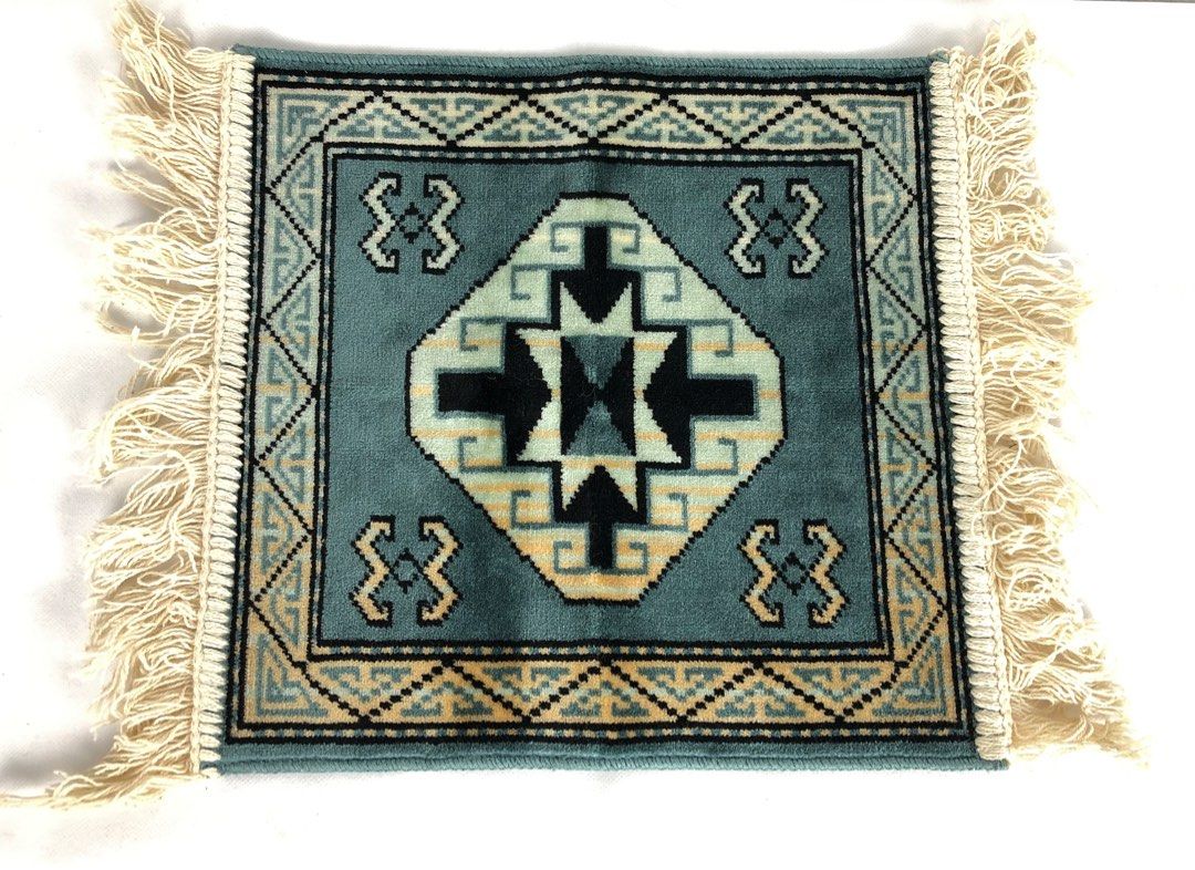 Persian Mini Rug, Everything Else, Others on Carousell