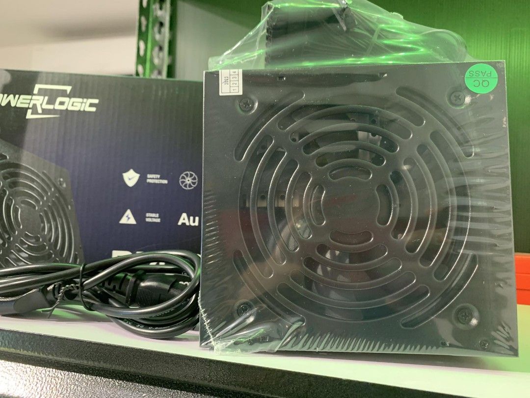 Powerlogic ATX-700w 20+4 Pin Switching Power Supply PSU, Computers ...