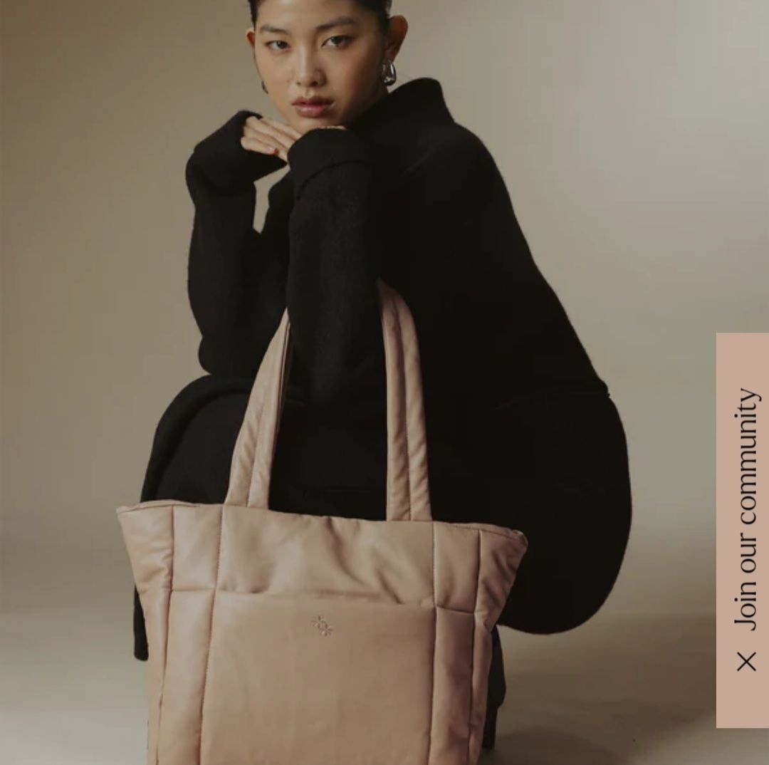 Puffer Shopper (Dune) Brand new with packaging, Women's Fashion, Bags ...