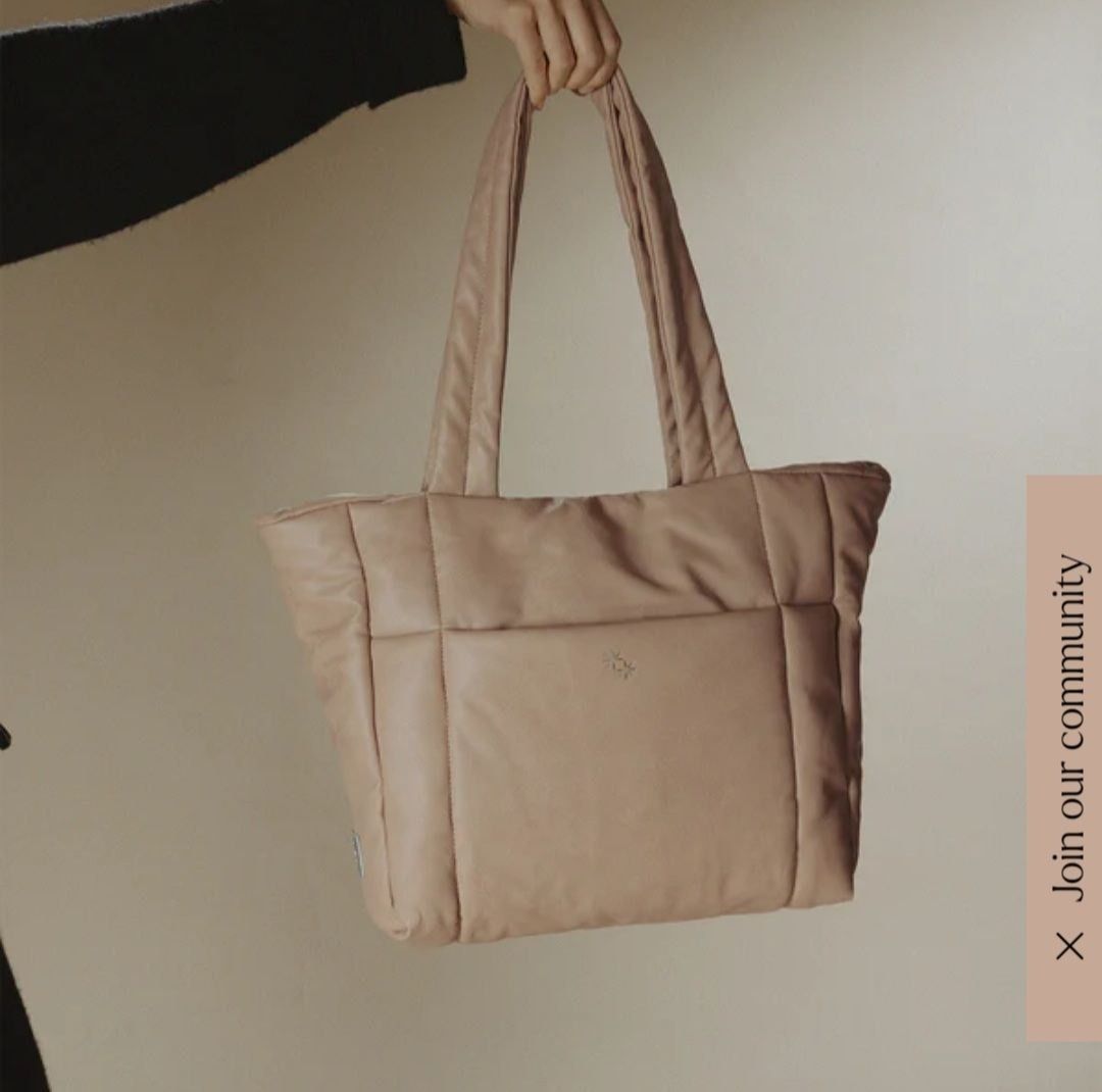 Puffer Shopper (Dune) Brand new with packaging, Women's Fashion, Bags ...