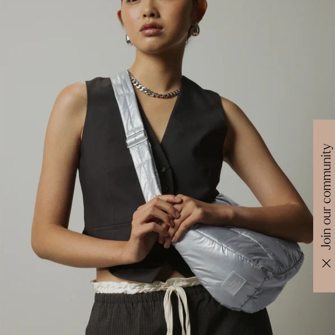 Puffer Swing (GALA) Brand new with packaging, Women's Fashion, Bags ...