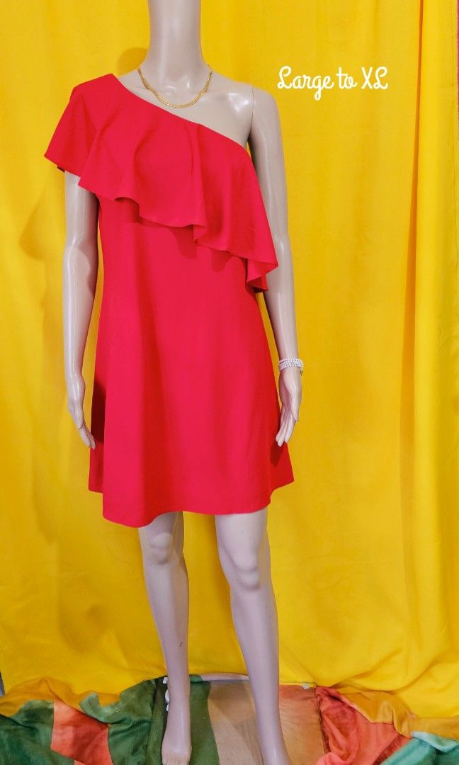Red Venus Cut Dress, Women's Fashion, Dresses & Sets, Dresses on Carousell
