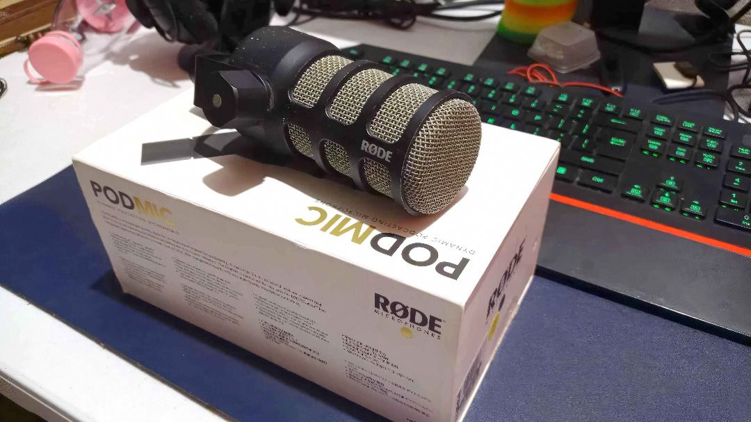 Rode PodMic - Cardioid Dynamic Broadcast Microphone, Audio, Microphones ...