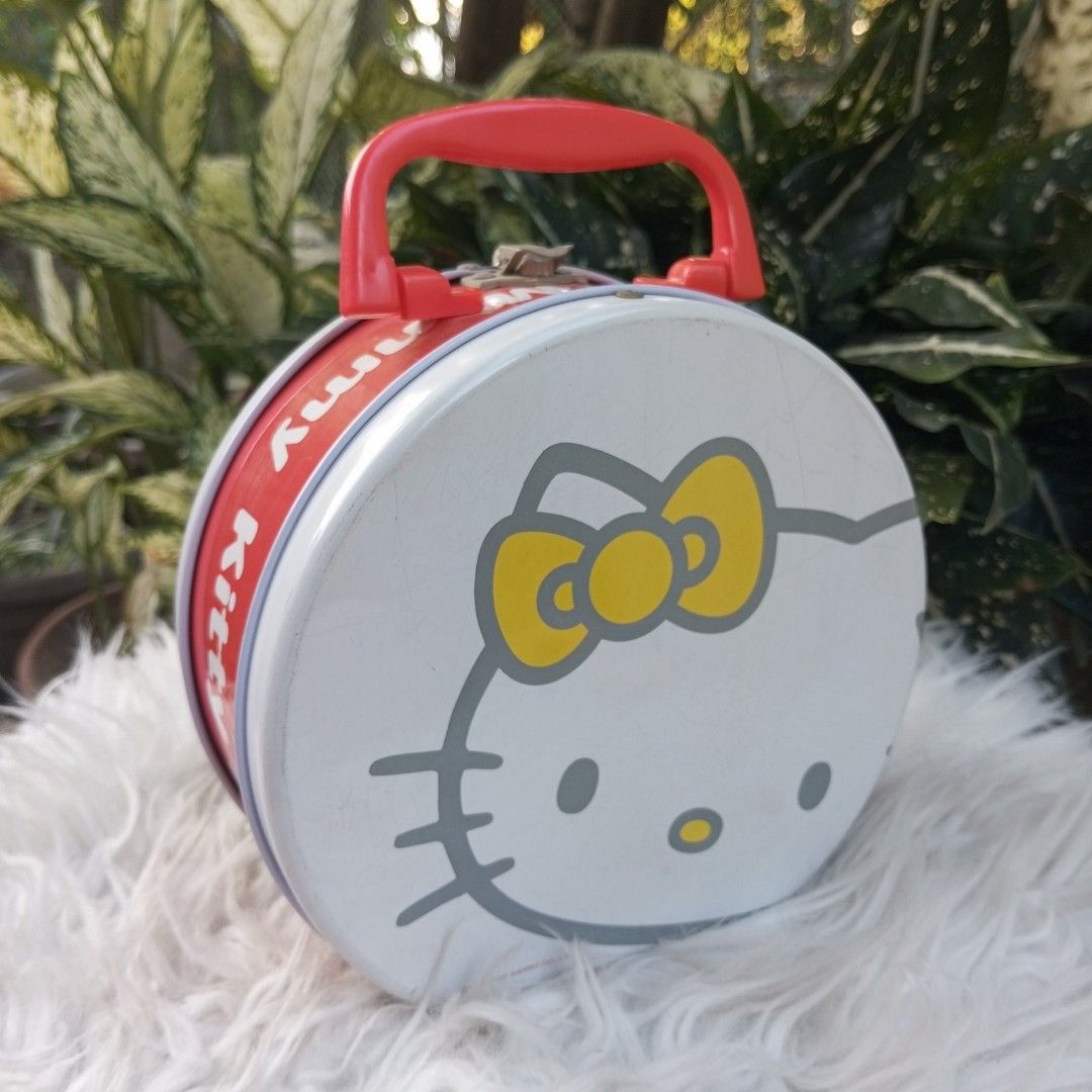 SANRIO Hello Kitty Tin Can Case, Hobbies & Toys, Toys & Games on Carousell