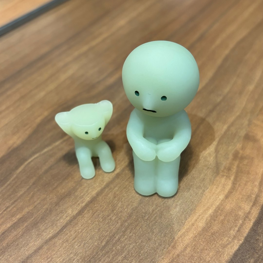 SMISKI Series 1: Smiski Hugging Knees + 1 of the 3 Surprises (Please ...