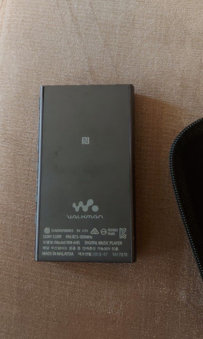 SONY WALKMAN (NW A45), Audio, Portable Music Players on Carousell