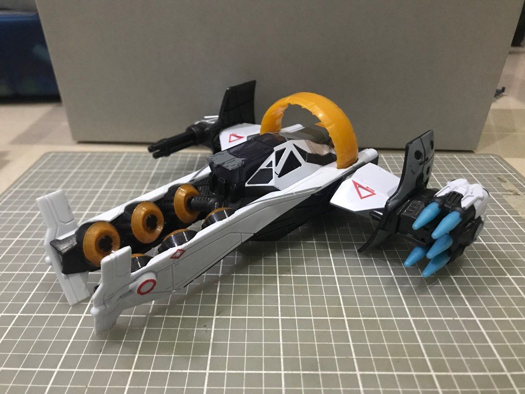 Starlink Zenith Spaceship, Hobbies & Toys, Toys & Games on Carousell