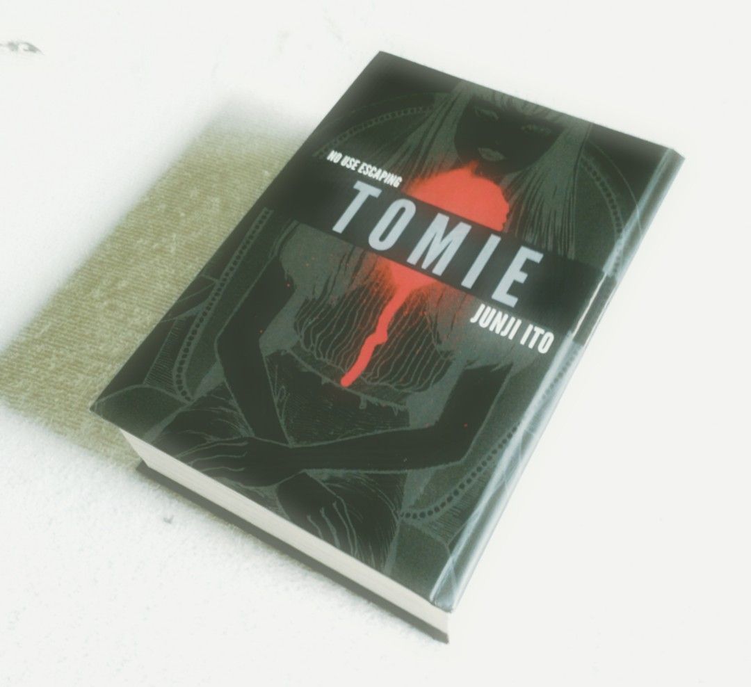Tomie: Deluxe Complete Edition Manga (Hard Cover) (Like New), Hobbies ...