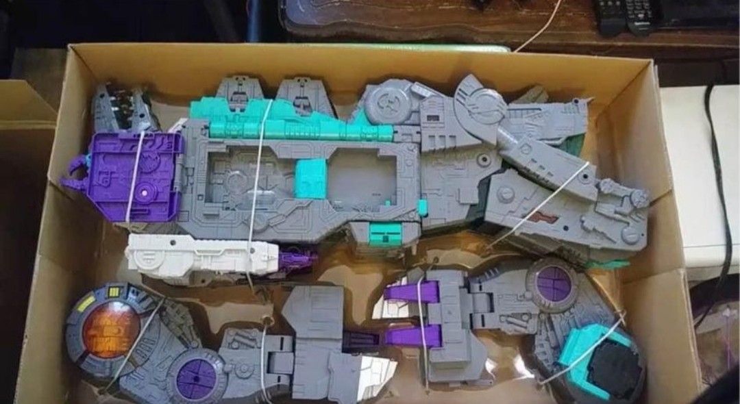 Transformers Titans Return Trypticon TF TR G1 hasbro siege kingdom ...