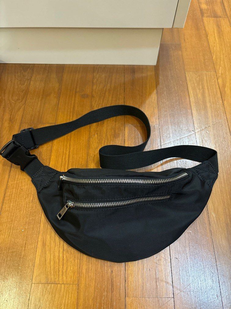 Uniqlo Like Fanny Pack Bag, Women's Fashion, Bags & Wallets, Shoulder ...