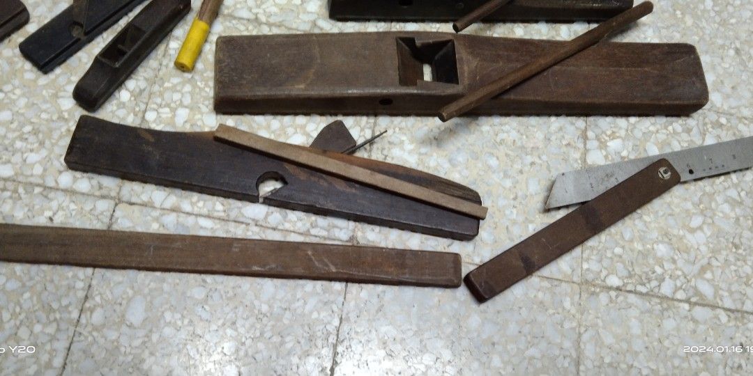 Vintage barang tukang kayu.. semua RM300.. cod Sri Rampai.. pos DFOD ...