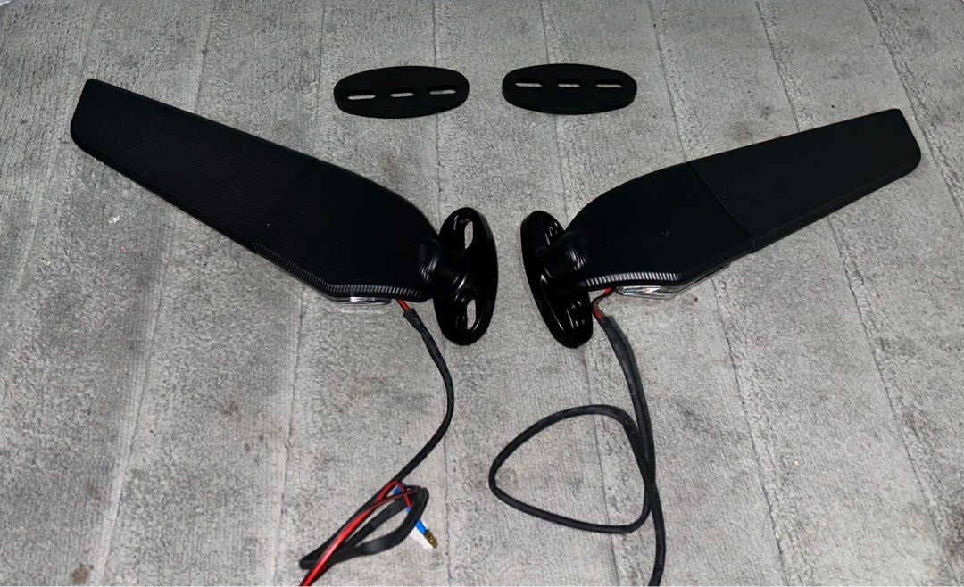 Winglet Side Mirror Universal with Signal Lights, Motorcycles ...