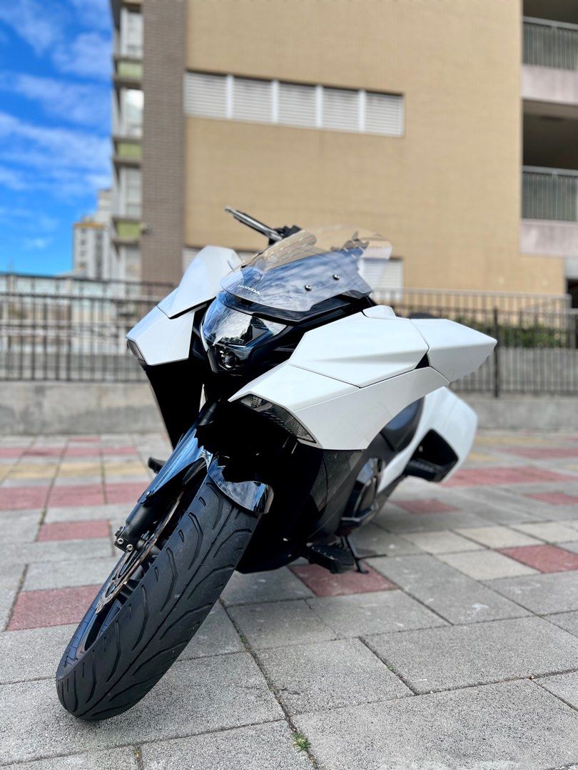 2014年 Honda NM4-02 ABS DCT 只跑七千公里 經典 前衛 蝙蝠車, 機車, 重機在旋轉拍賣