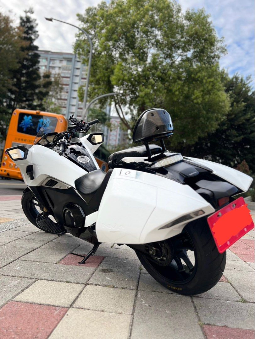 2014年 Honda NM4-02 ABS DCT 只跑七千公里 經典 前衛 蝙蝠車, 機車, 重機在旋轉拍賣