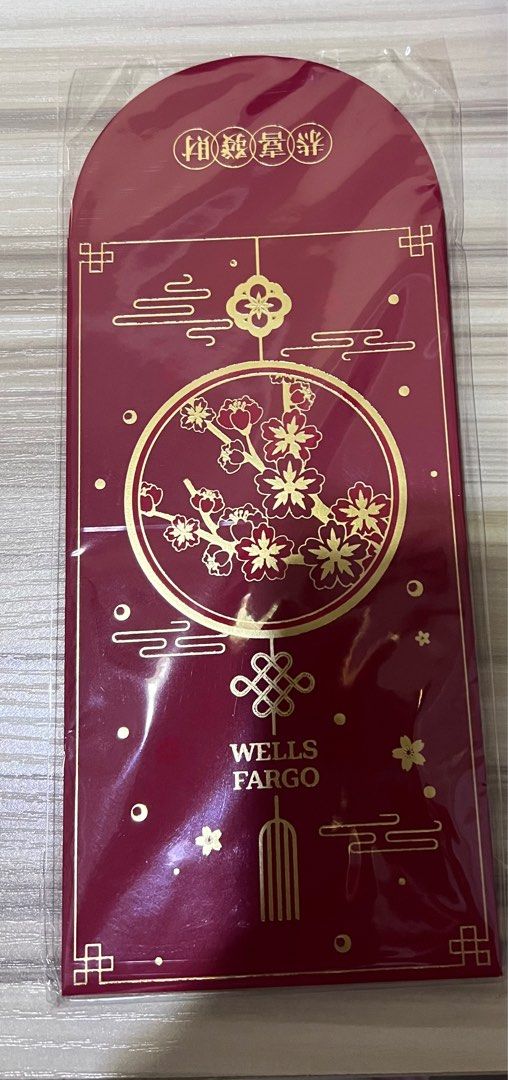 2024 CNY dragon year angpow red packet, Everything Else on Carousell