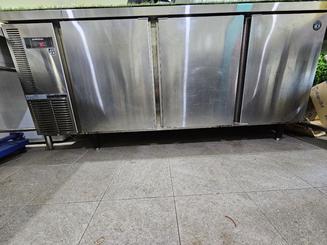 3 door table top chiller, TV & Home Appliances, Kitchen Appliances ...