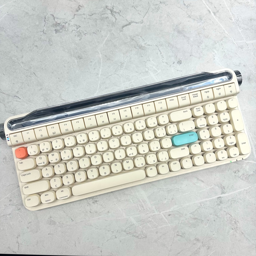 Actto 美感機械軸鍵盤-奶茶棕X茶軸, 電腦及科技產品, 電腦周邊產品, 電腦鍵盤及相關產品在旋轉拍賣