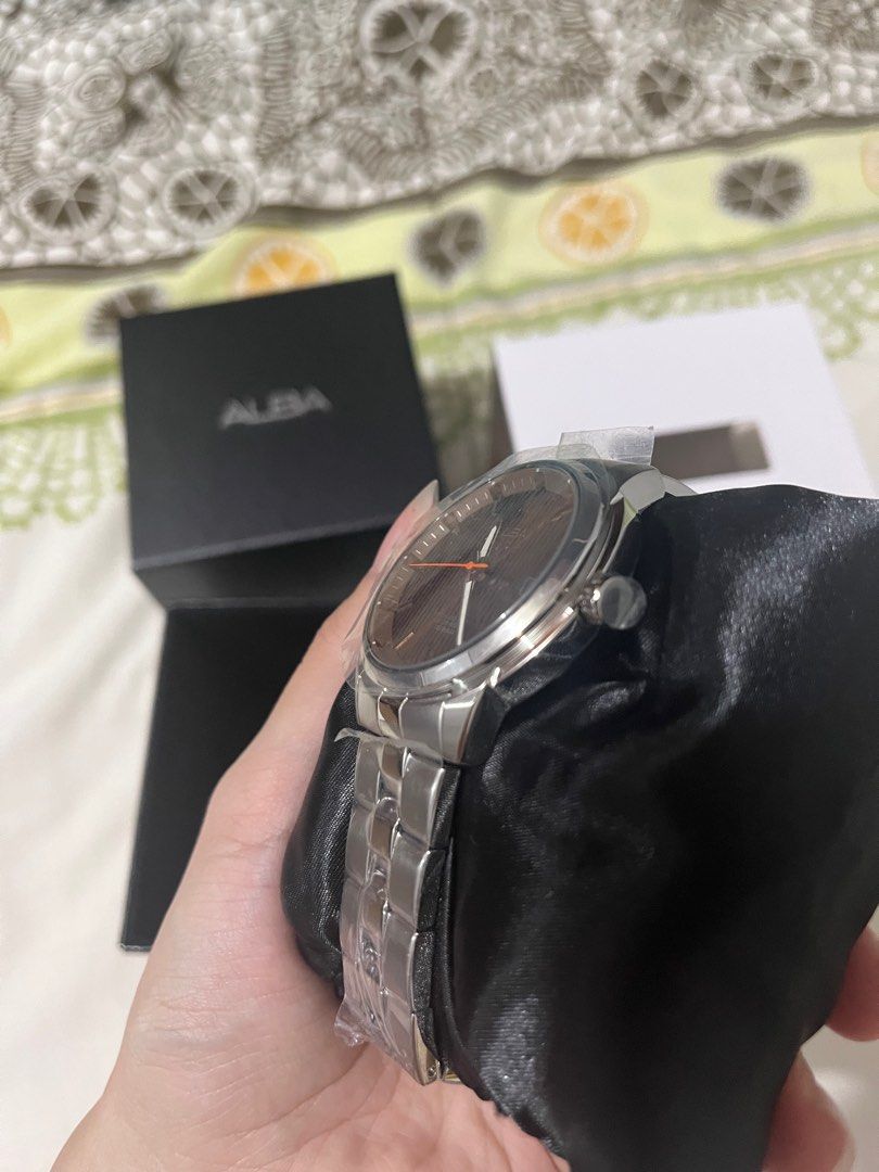 ALBA Watch (Stainless Steel, Water Resistant, 10 Bar), Men's Fashion ...