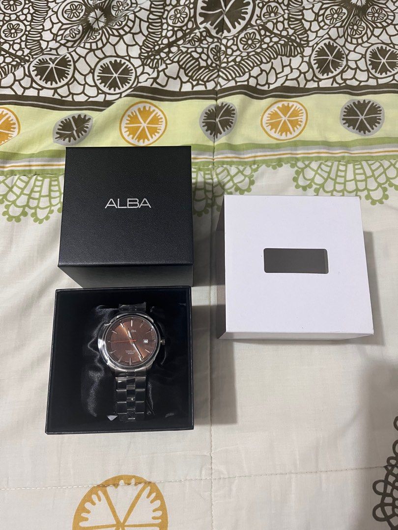 ALBA Watch (Stainless Steel, Water Resistant, 10 Bar), Men's Fashion ...