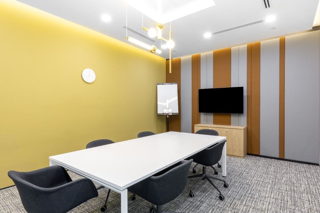 All-inclusive access to professional office space for 4 persons in ...