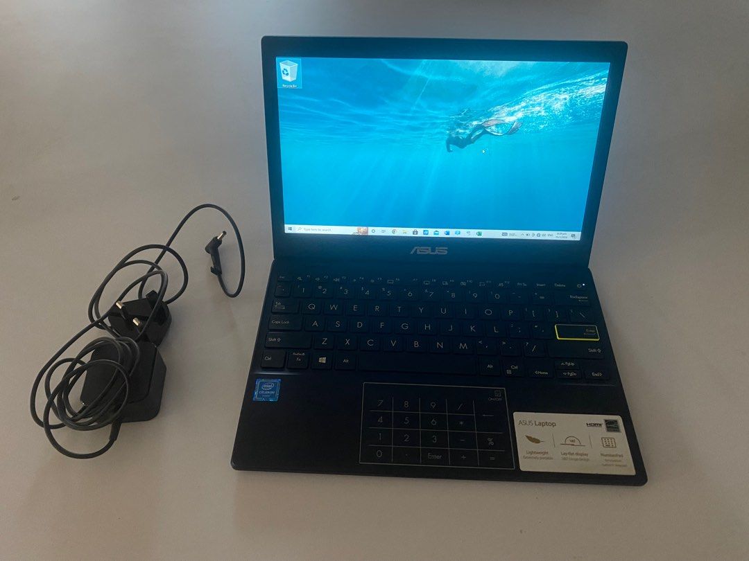 ASUS E210M, Computers & Tech, Laptops & Notebooks on Carousell
