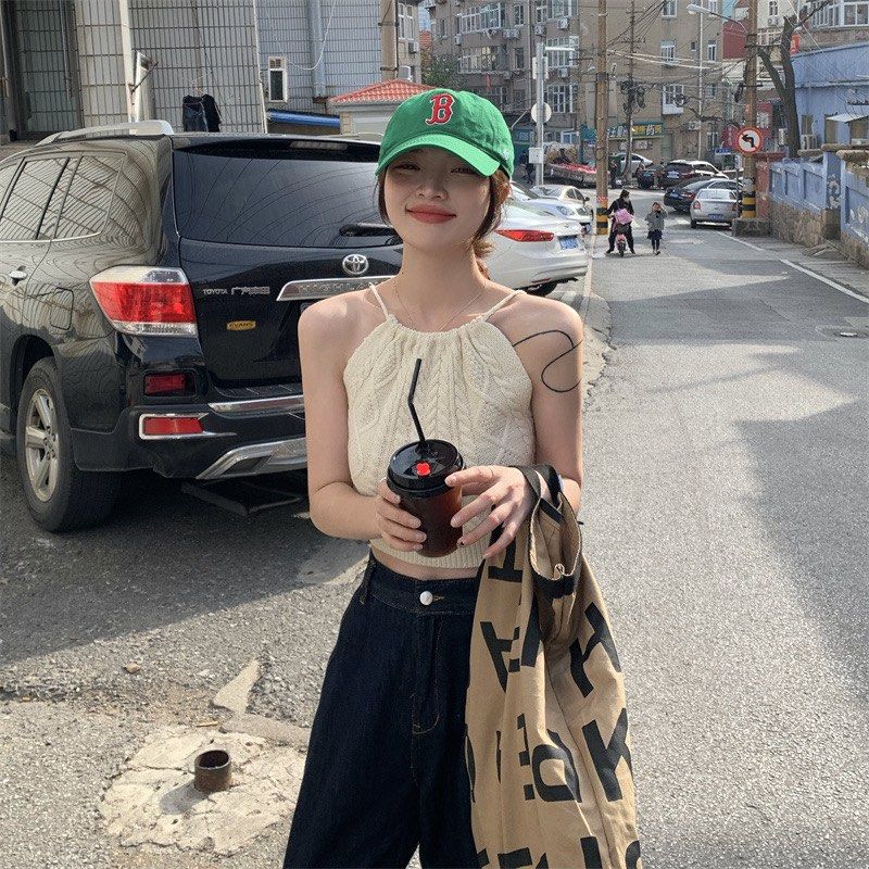 Ulzzang acubi Backless beige tank top crop top, Women's Fashion, Tops ...