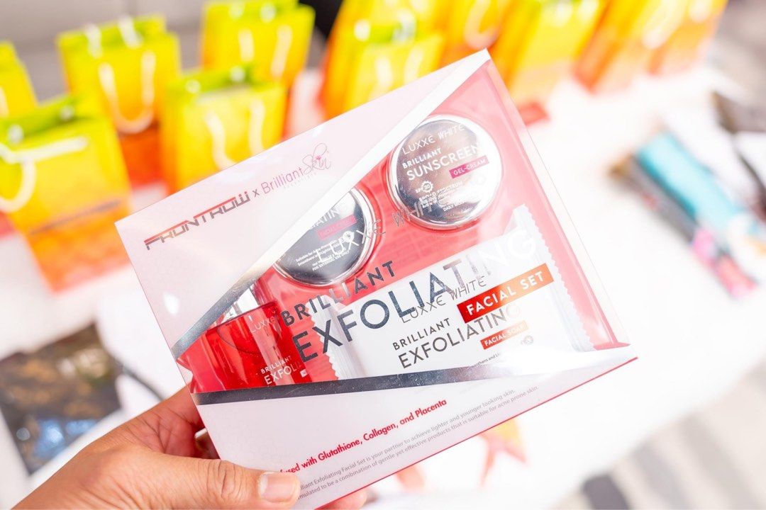 Frontrow x Brilliant Exfoliating Facial Set, Beauty & Personal Care ...
