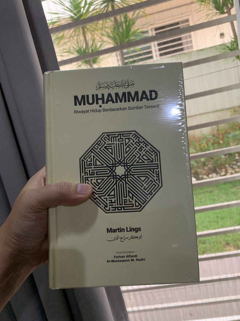 [Buku] MUHAMMAD: Riwayat Hidup Berdasarkan Sumber Terawal, Hobbies & Toys, Books & Magazines ...