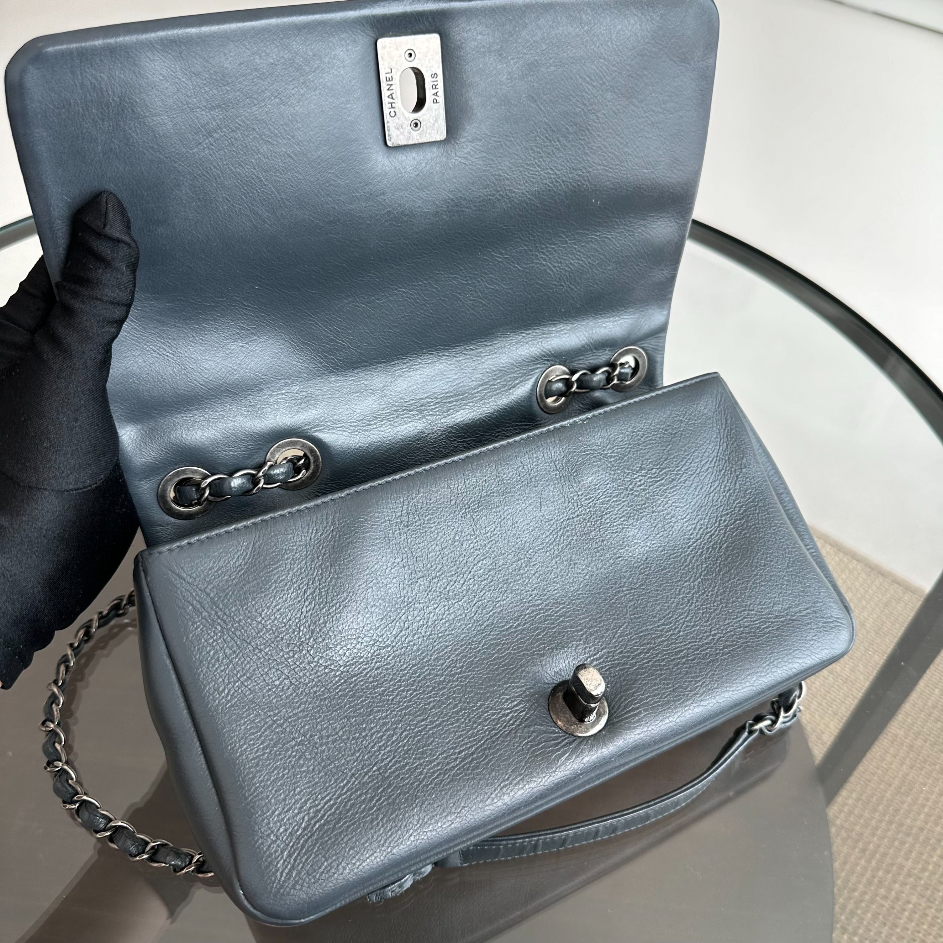 Chanel Calfskin Diamond Embossed New Chic Flap Dark Blue No 18, Luxury ...