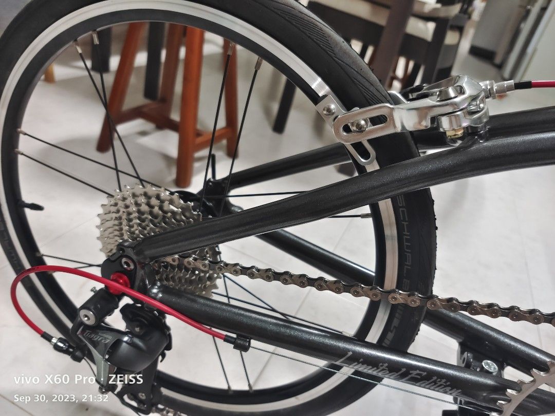 Classic Mini Velo Bike@Limited edition* 20" Carbon Fiber Frame., Sports ...