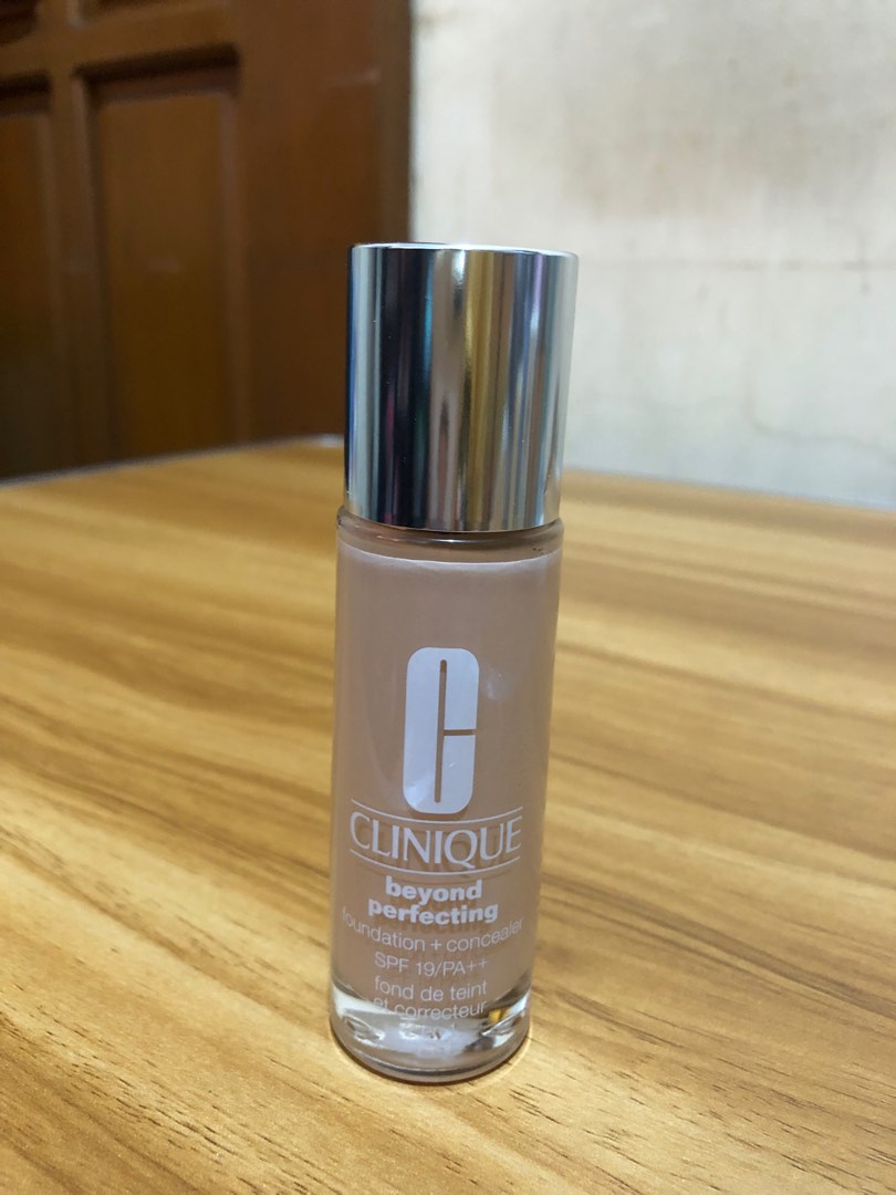 Clinique Liquid Foundation 62 Rose Beige, Beauty & Personal Care, Face, Makeup on Carousell