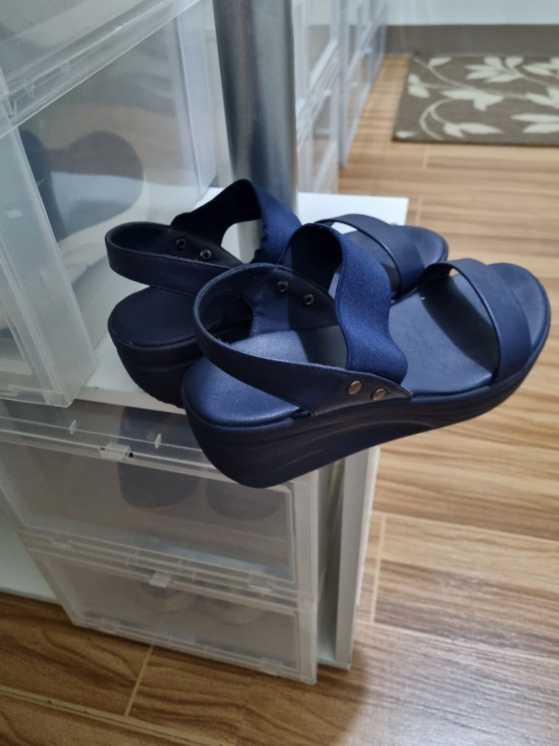 CLN Royal Blue Wedge Sandals, Women's Fashion, Footwear, Wedges on ...