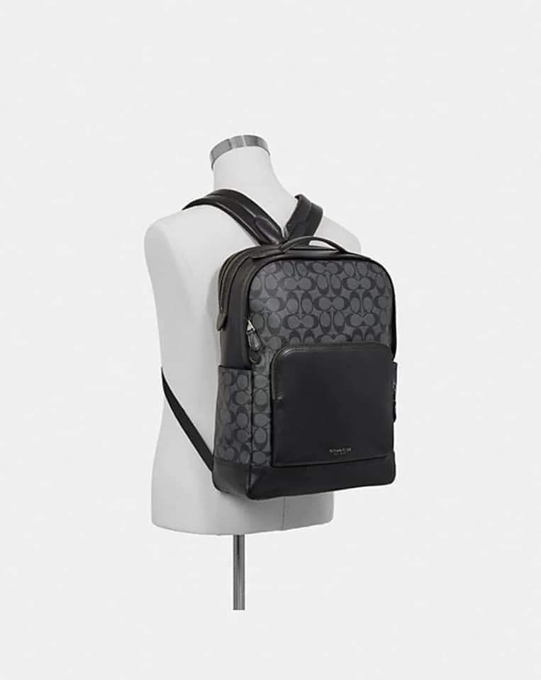 Coach Graham Backpack in Signature Canvas, Men's Fashion, Bags ...