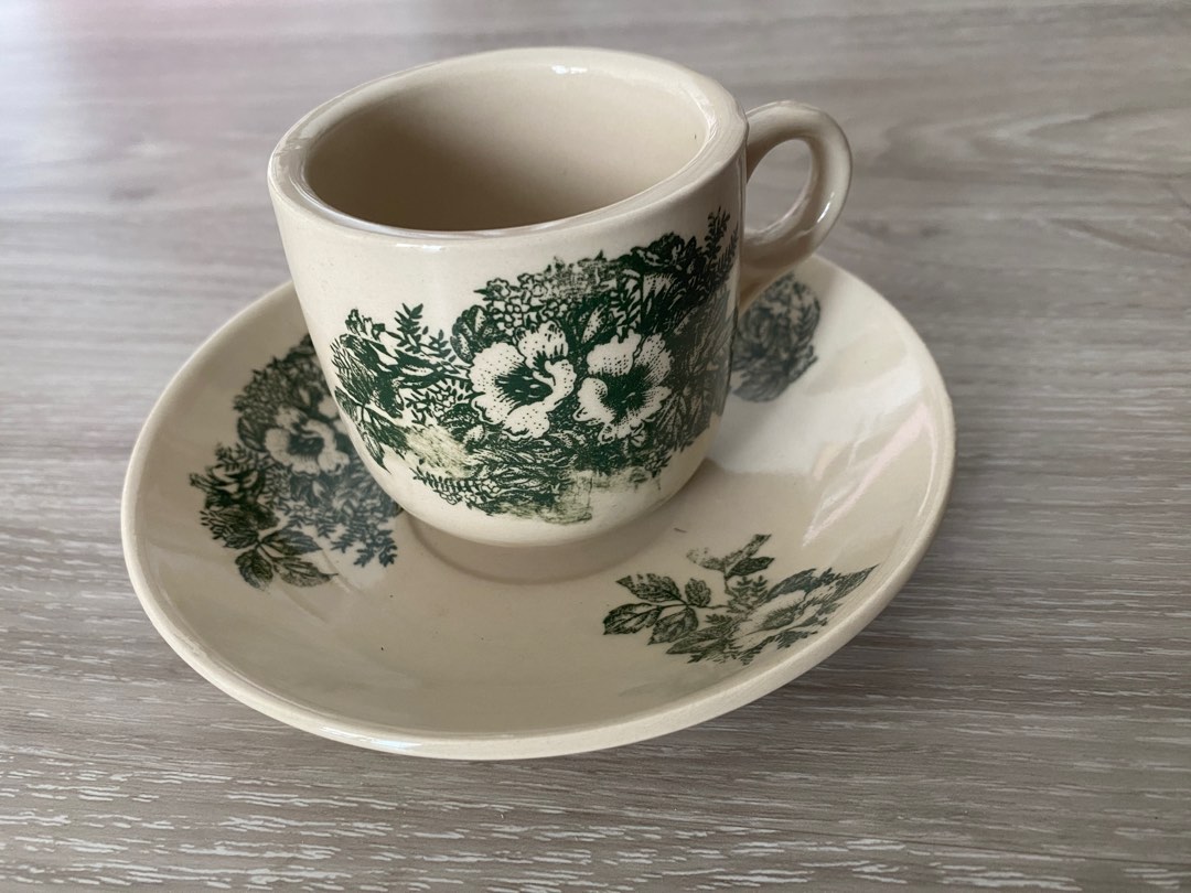 Coffee Tea cup set x20. Traditional / old school / kopitiam, Furniture ...