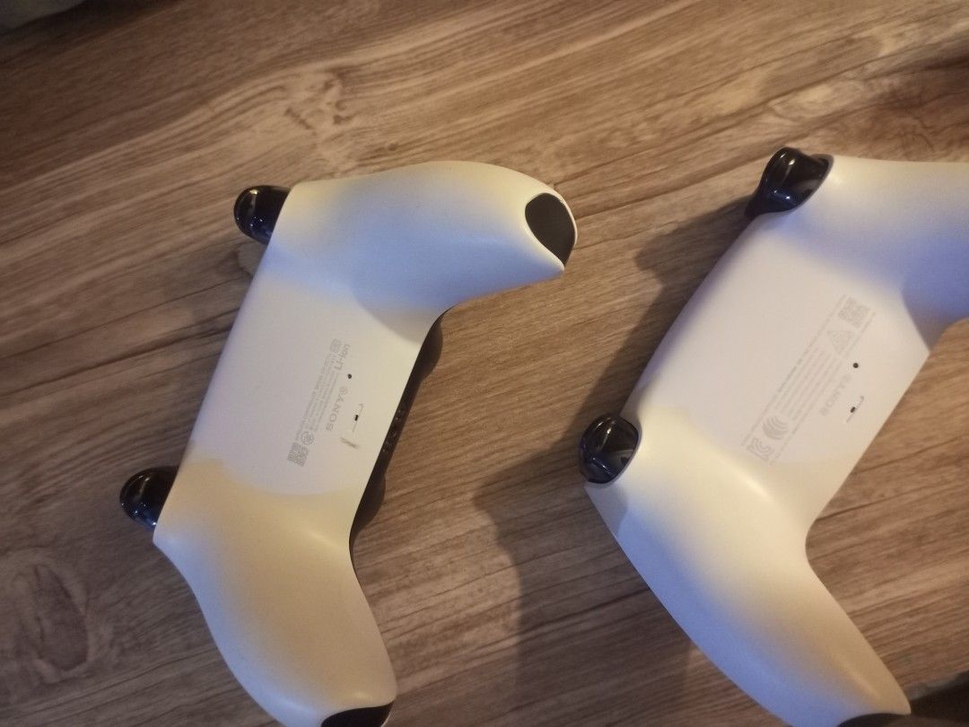 Dual Sense PS5 Controller Rush, Video Gaming, Gaming Accessories ...