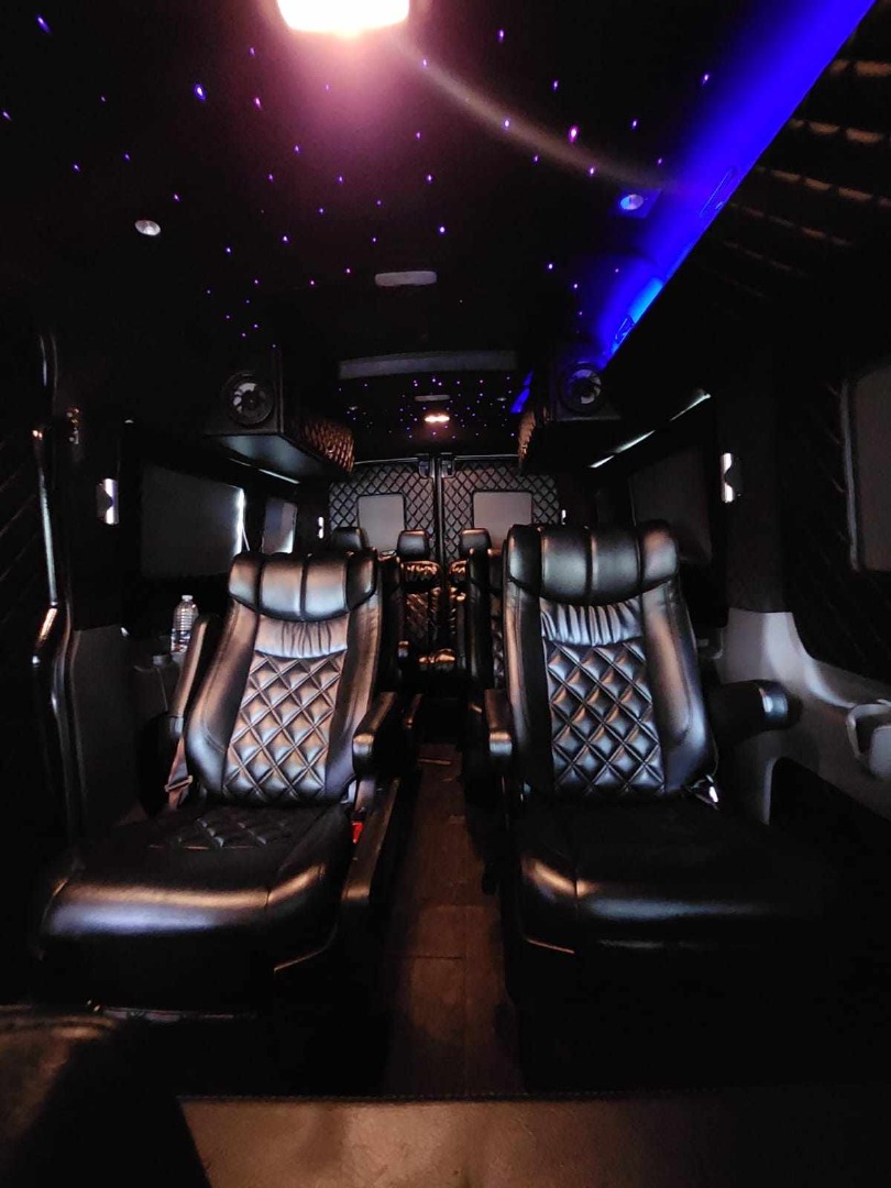 Ford Transit Mini Bus Manual, Cars for Sale, Used Cars on Carousell