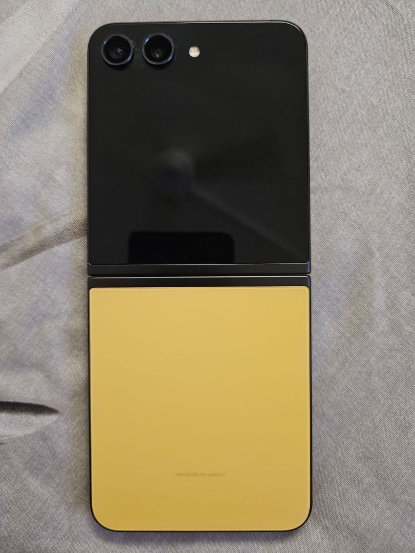 Galaxy Z Flip 5 Yellow 256GB, Mobile Phones & Gadgets, Mobile Phones ...