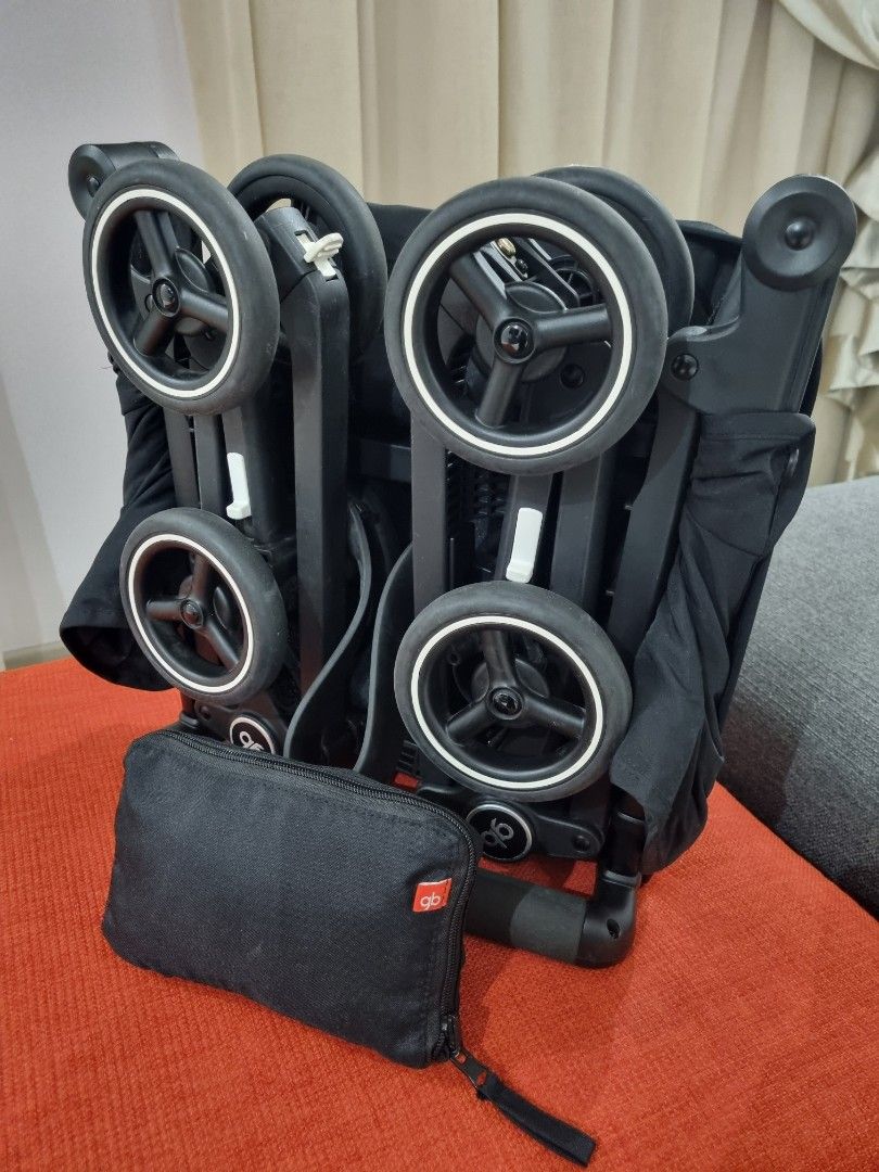 GB Pockit Stroller + Traveller Bag, Babies & Kids, Going Out, Strollers ...