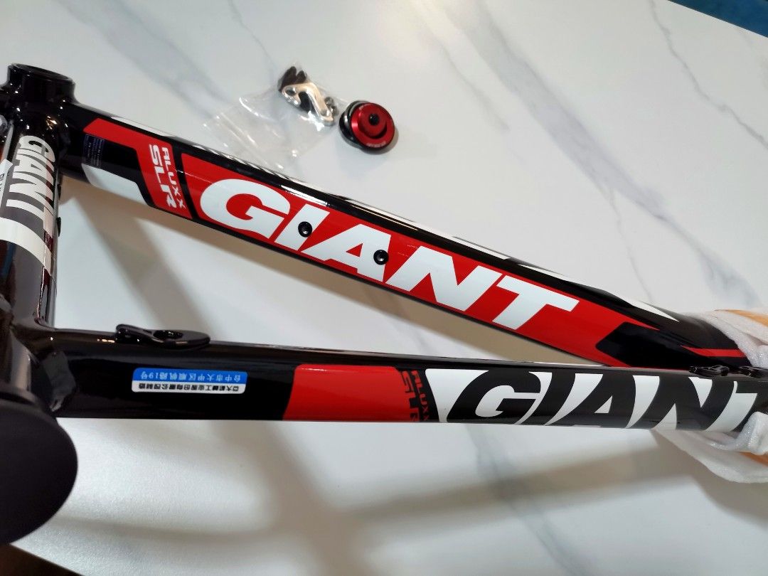 giant xtc slr, 27.5 frame M size, not giant xtc 800, not giant xtc 820 ...