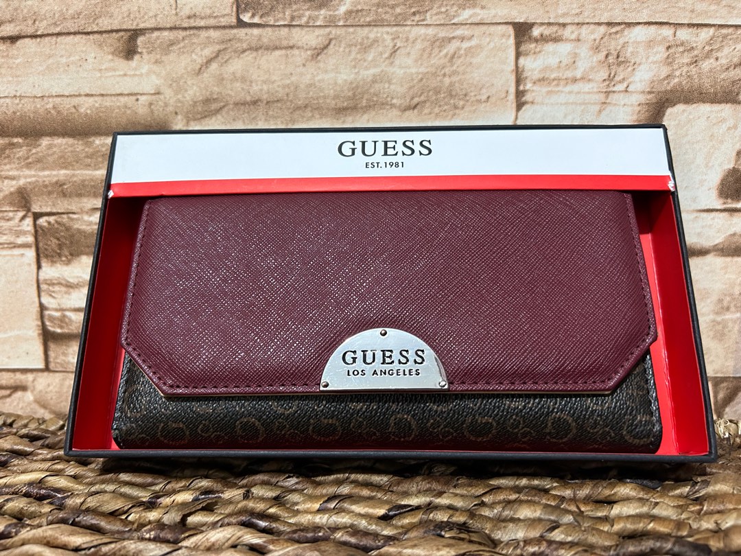 Guess Wallet, Women's Fashion, Bags & Wallets, Wallets & Card holders ...